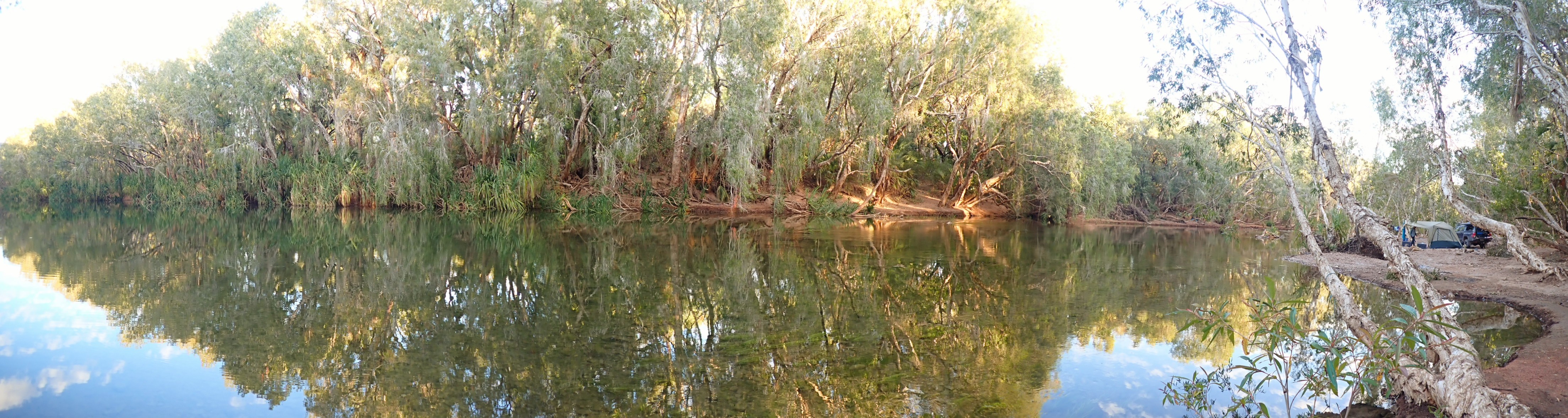 The Gregory River, water from the ground in the harsh outback of North ...